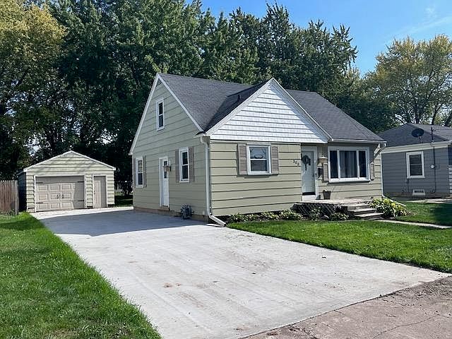 300 S Lee St, Appleton, WI 54915 | Zillow