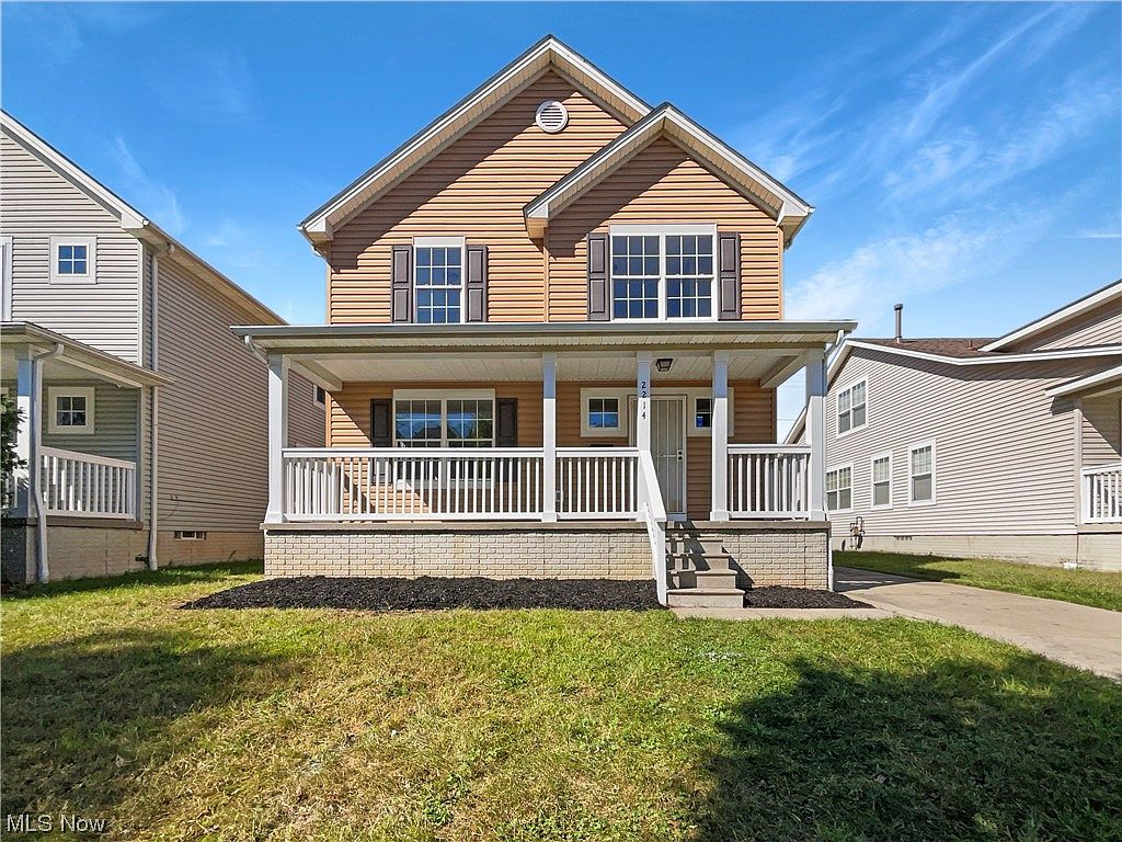 2214 E 46th St, Cleveland, OH 44103 | Zillow