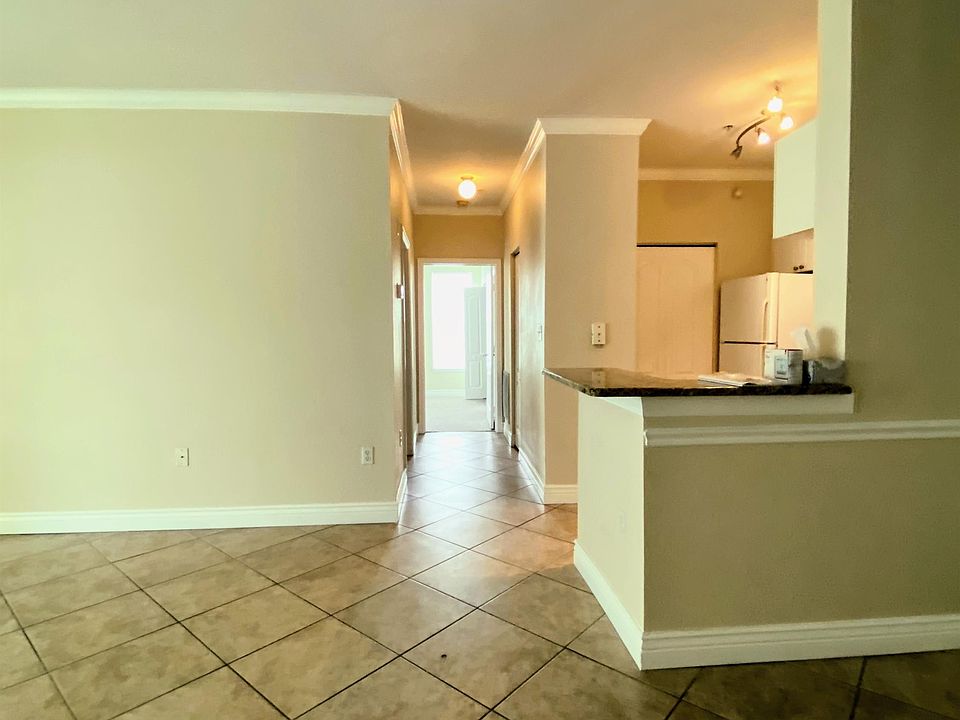 2705 Via Murano Clearwater FL | Zillow