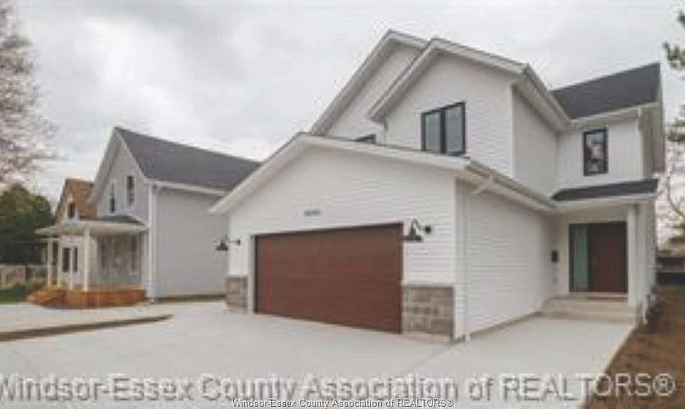 164 McLeod Ave, Amherstburg, ON N9V 2Y8 | MLS #25004704 | Zillow