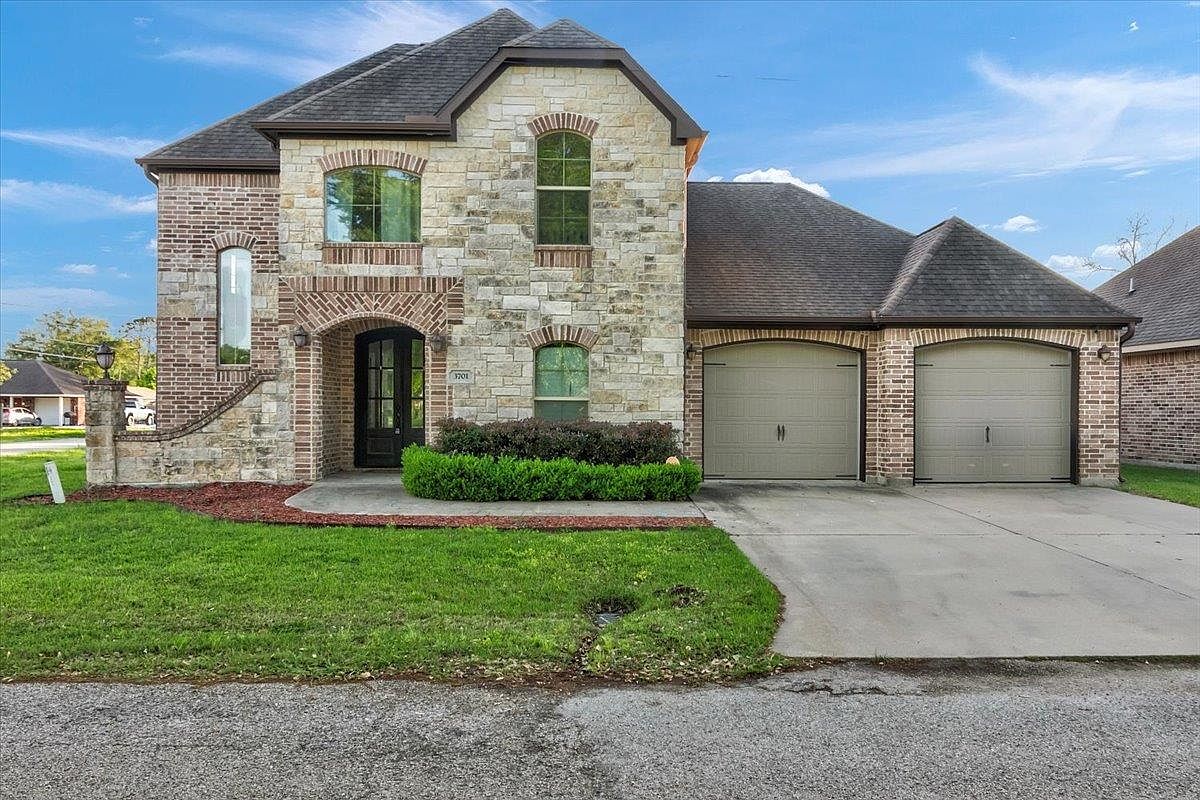 3701 Debbie Ave, Groves, TX 77619 | MLS #247135 | Zillow