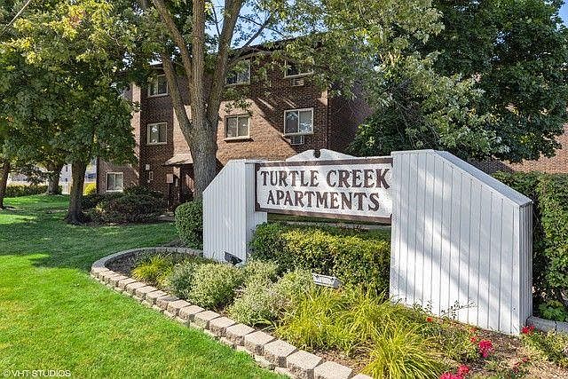 1321 E Turtle Creek Cir APT A, Palatine, IL 60074 | Zillow