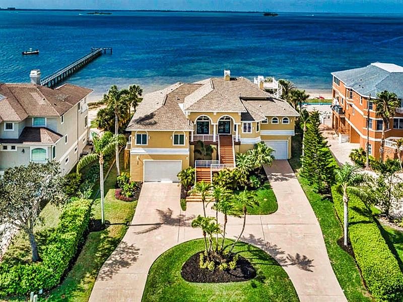 944 Point Seaside Dr, Crystal Beach, FL 34681 | Zillow