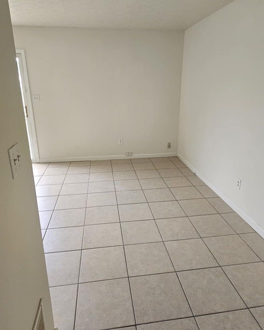 1409 Kingswood Way #1409, Radcliff, KY 40160 | Zillow