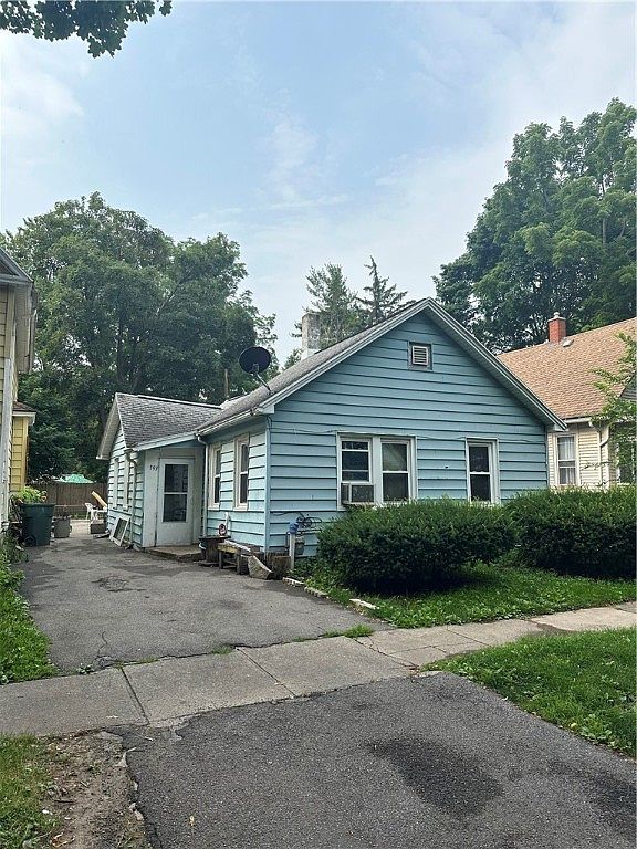393 Cottage St, Rochester, NY 14611 | Zillow