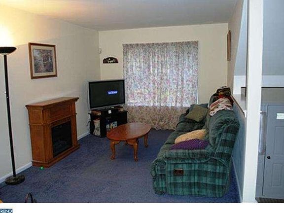 978 Rue Madora, Bear, DE 19701 | Zillow