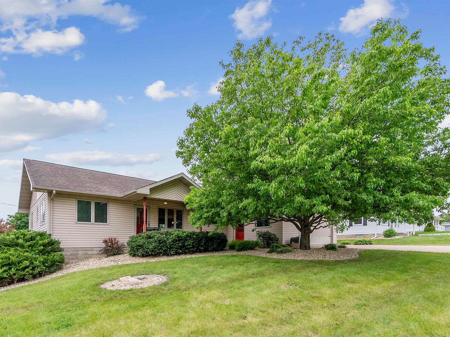 6616 Lafayette Rd, Raymond, IA 50667 | Zillow