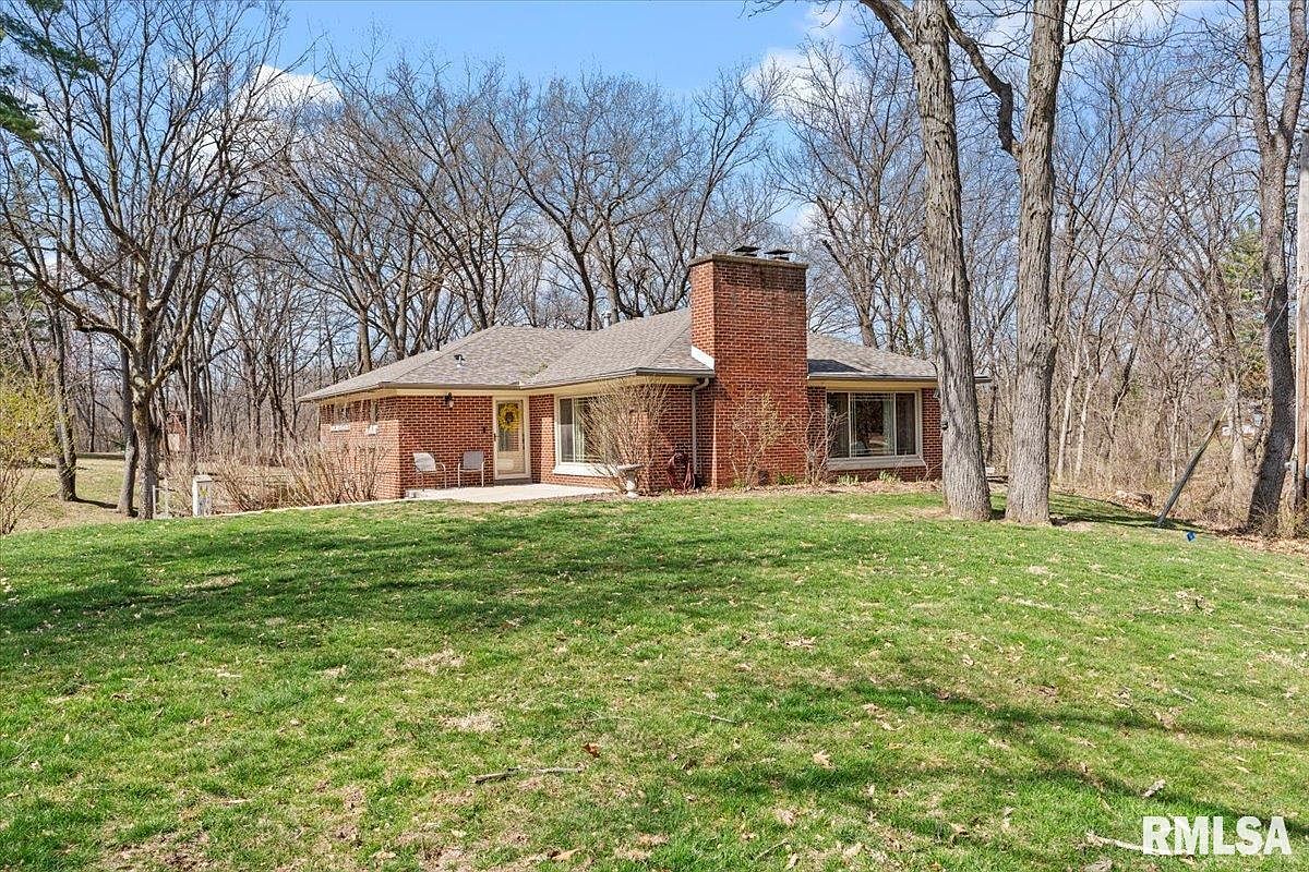 61 W Hazel Dell Ln, Springfield, IL 62703 | Zillow