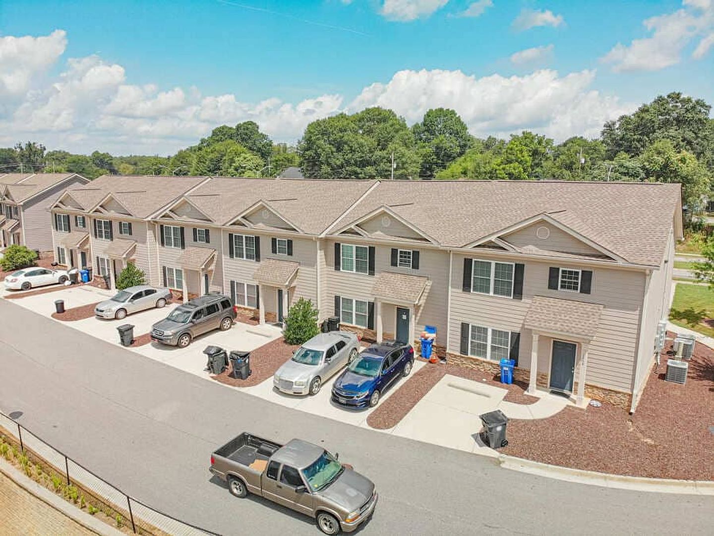 1306 Swann Dr #1310, Gainesville, GA 30501 | Zillow