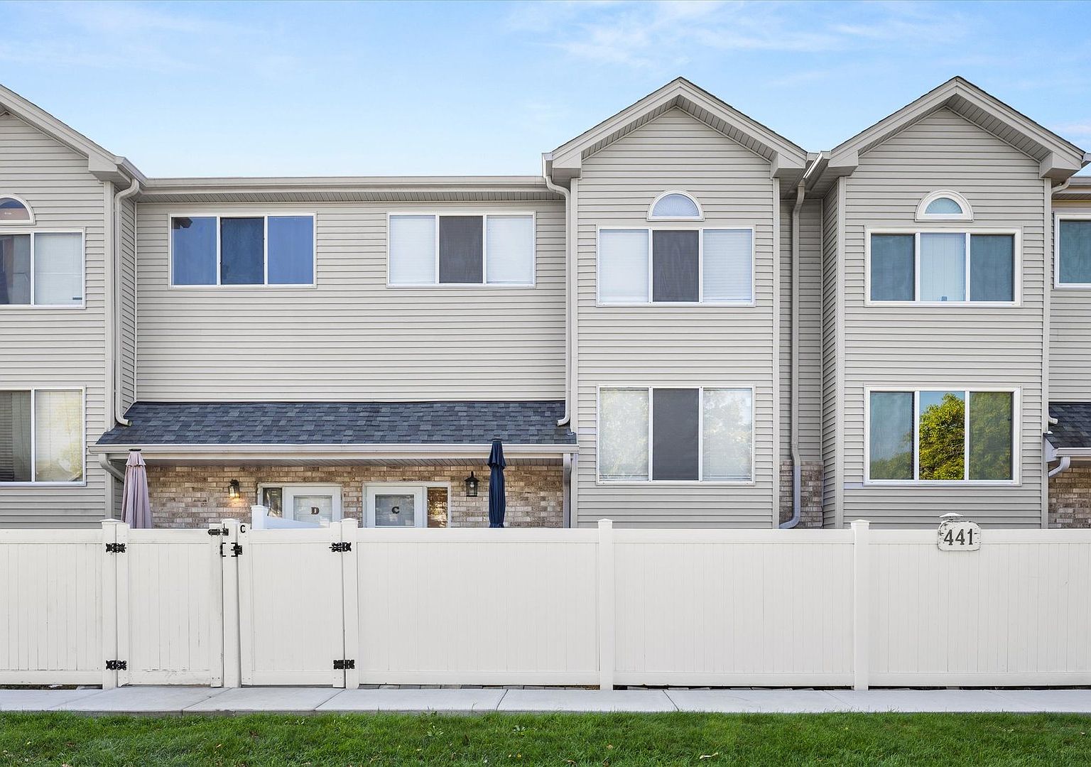 441 Park Ridge Ln, Aurora, IL 60504 | MLS #12487511 | Zillow