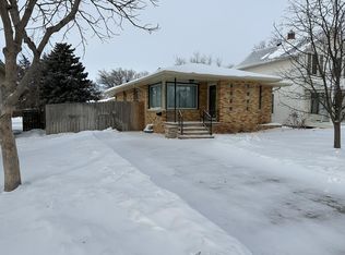 517 N Grand Ave, Pierre, SD 57501 | Zillow
