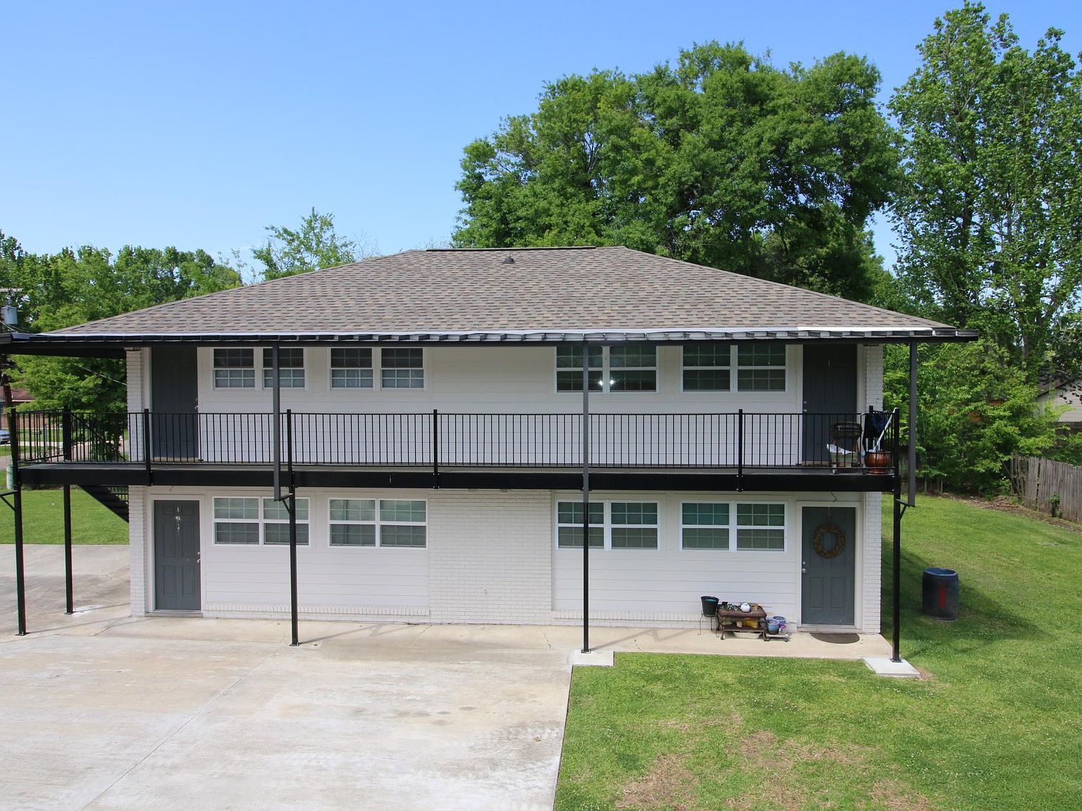 2012 S Ringer Ave #2, Gonzales, LA 70737 | Zillow