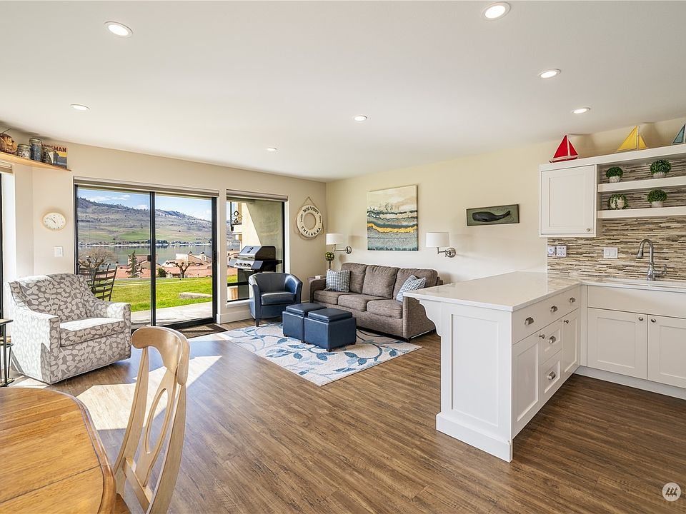100 Lake Chelan Shores Drive UNIT 17-2, Chelan, WA 98816 | Zillow