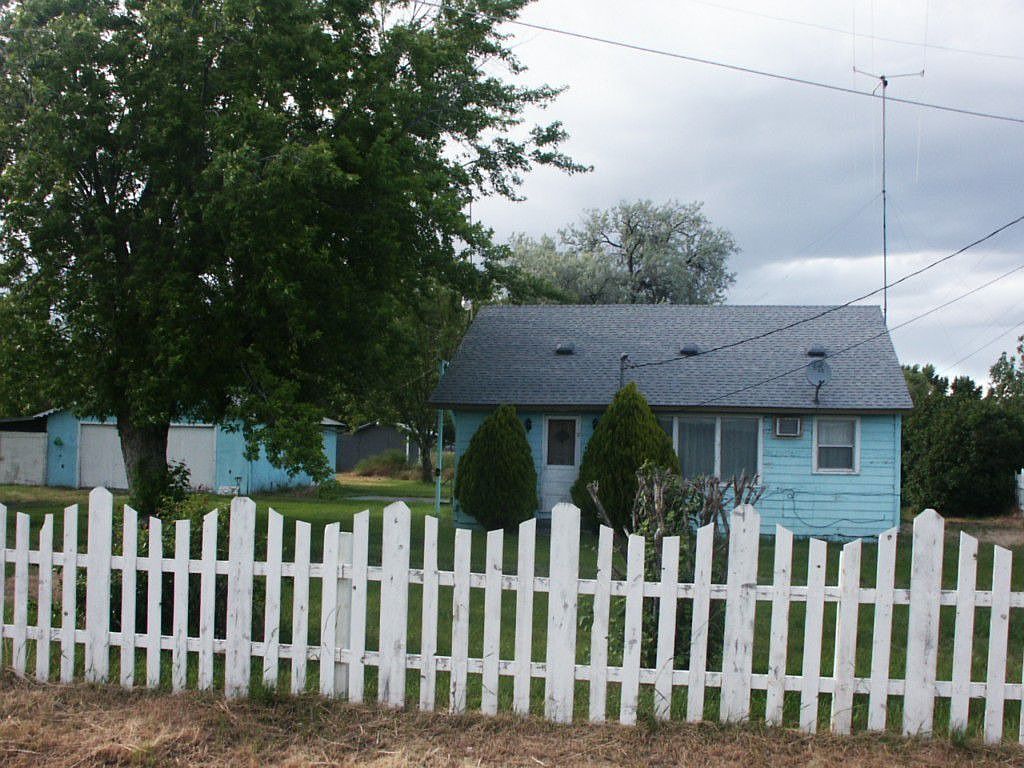 6608 Mae Valley Rd NE, Moses Lake, WA 98837 | Zillow