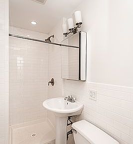 100 Christopher St #6G, New York, NY 10014 | Zillow