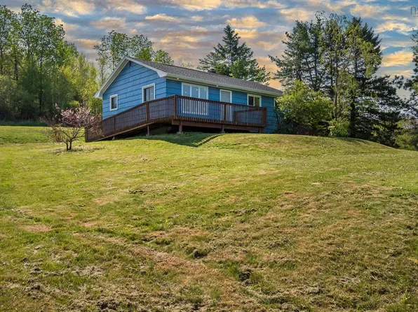 Milford NS Luxury Homes For Sale - 1 Homes | Zillow