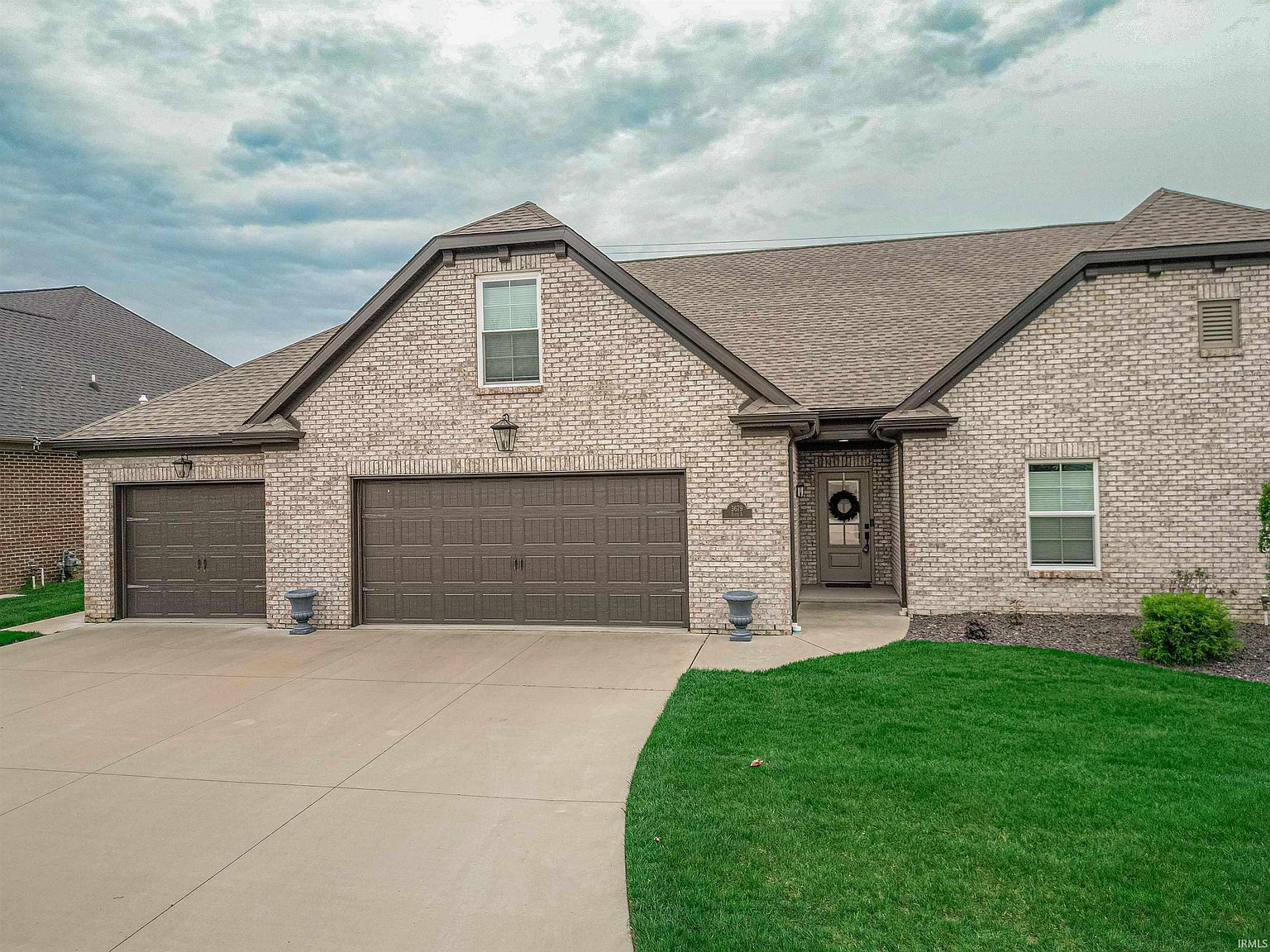 3679A Cora Ct, Newburgh, IN 47630 | Zillow