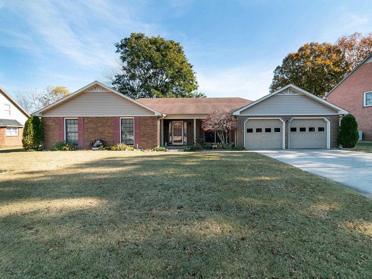 2304 Warwick Ave SW, Decatur, AL 35603 | Zillow