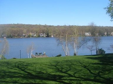 936 Pines Lake Dr W, Wayne, NJ 07470 | Zillow