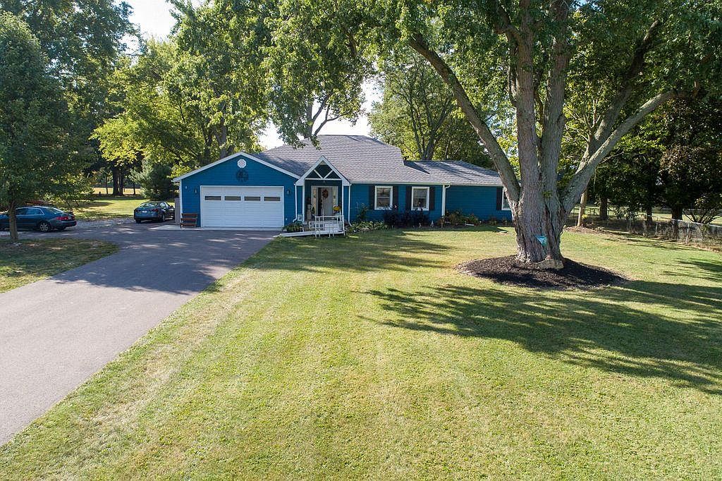 1079 Barks Rd E, Marion, OH 43302 | Zillow