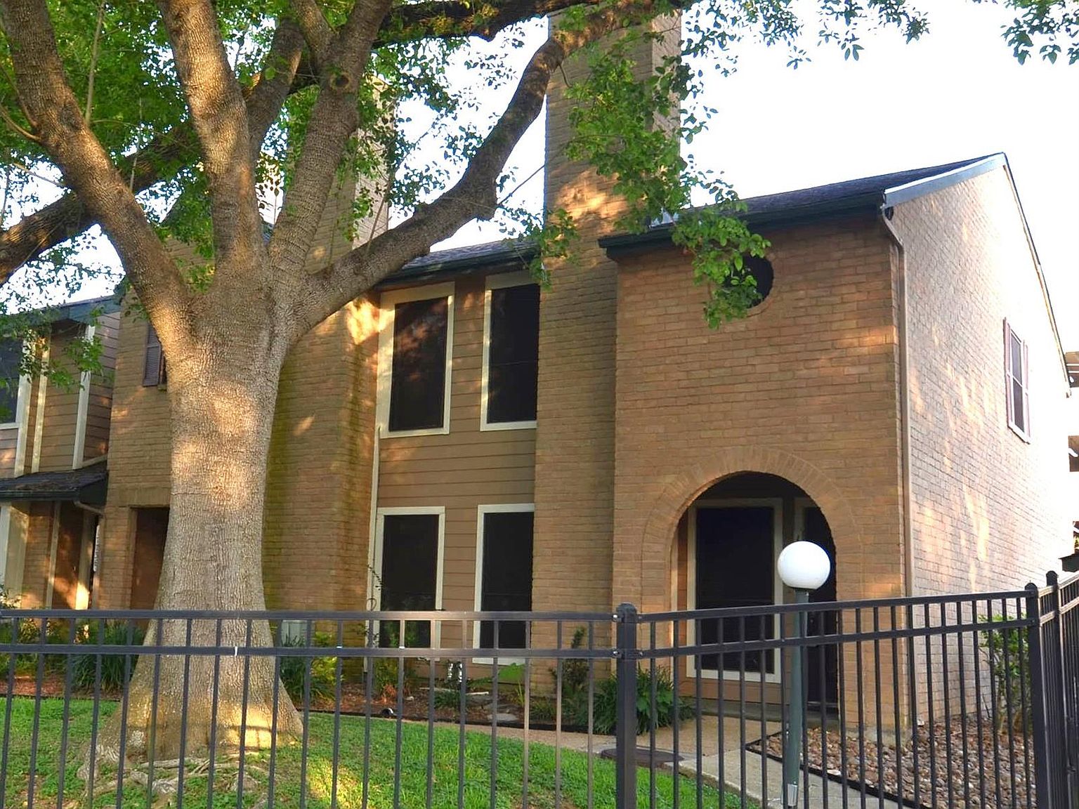 17732 Kings Park Ln, Houston, TX 77058 | MLS #42211598 | Zillow