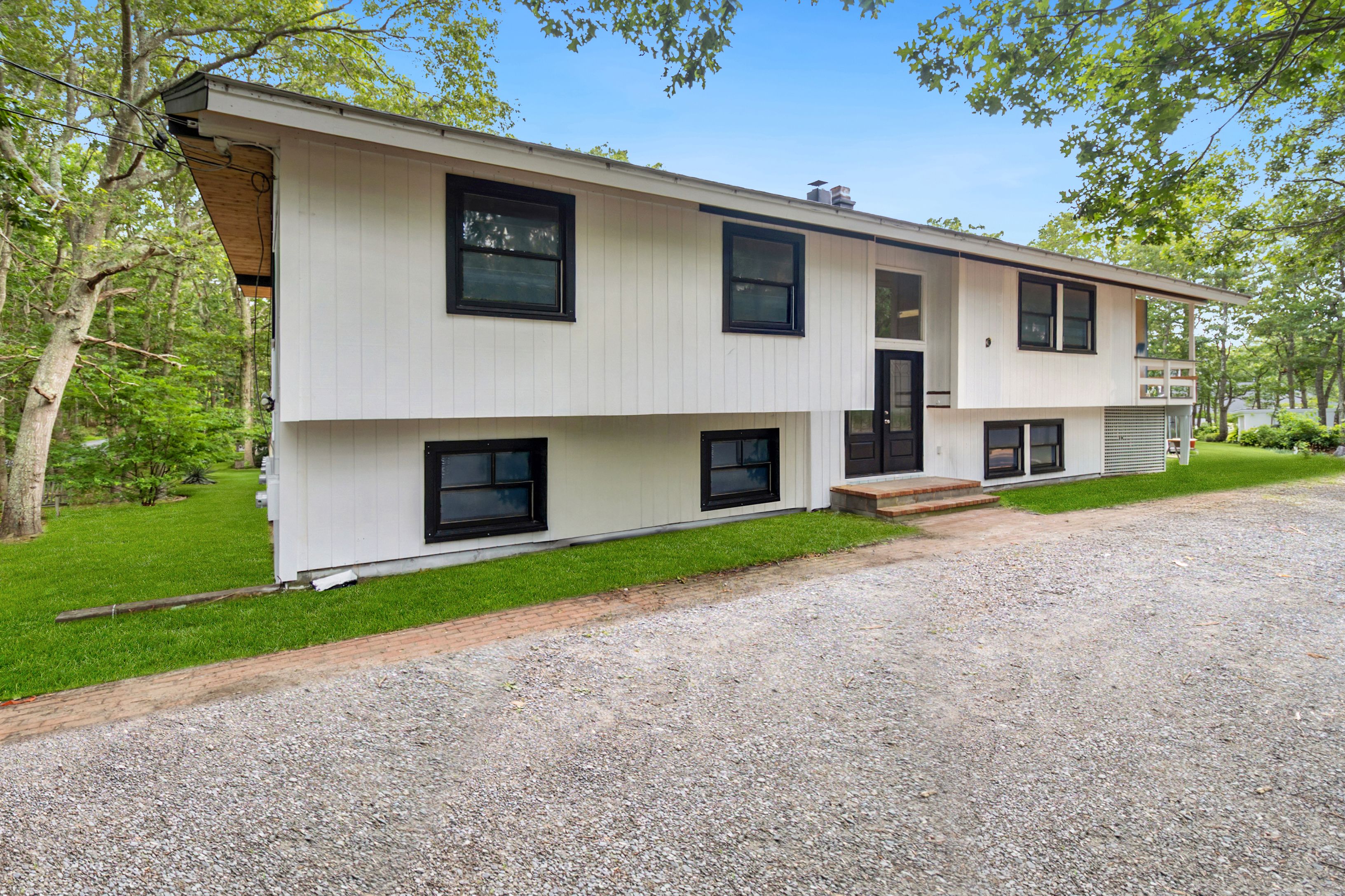 105 Old Riverhead Rd, Hampton Bays, NY 11946 | Out East