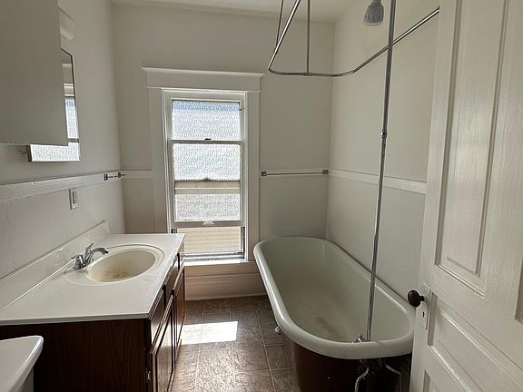 436 W Vine St #3, Kalamazoo, MI 49001 | Zillow
