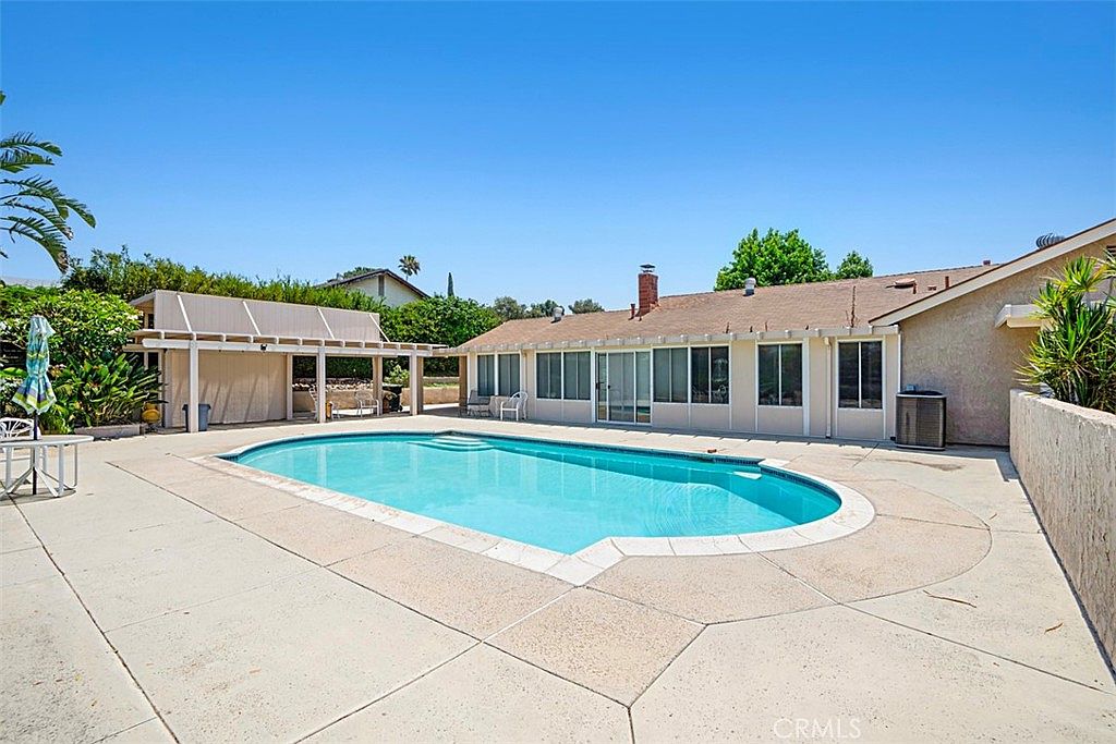 7579 Lakeside Dr, Riverside, CA 92509 | Zillow