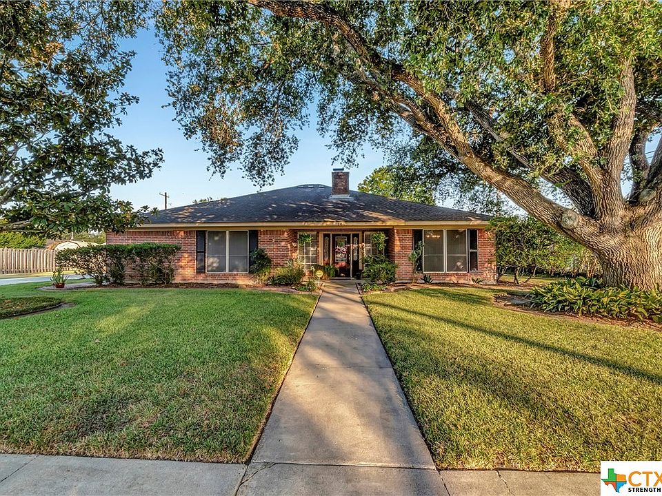 102 Rosewood Dr, Victoria, TX 77901 | Zillow