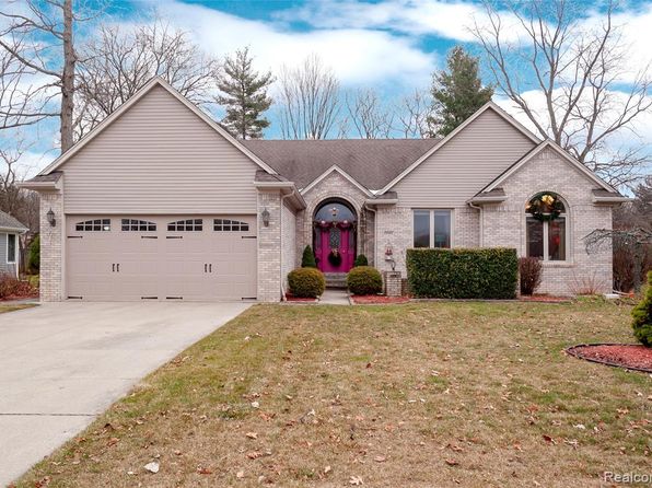 Saint Clair Real Estate - Saint Clair MI Homes For Sale | Zillow