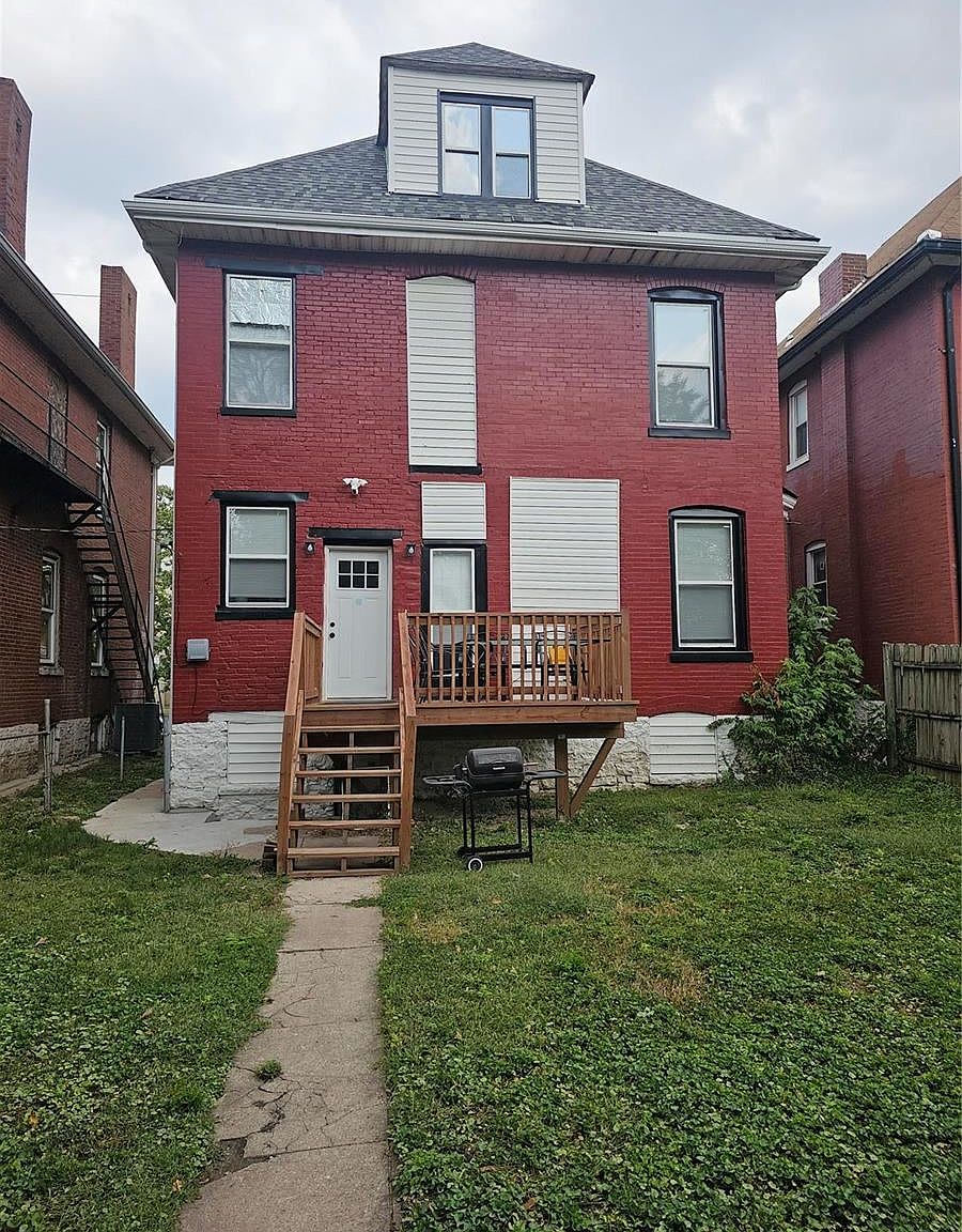 5120 Maple Ave, Saint Louis, MO 63113 | Zillow