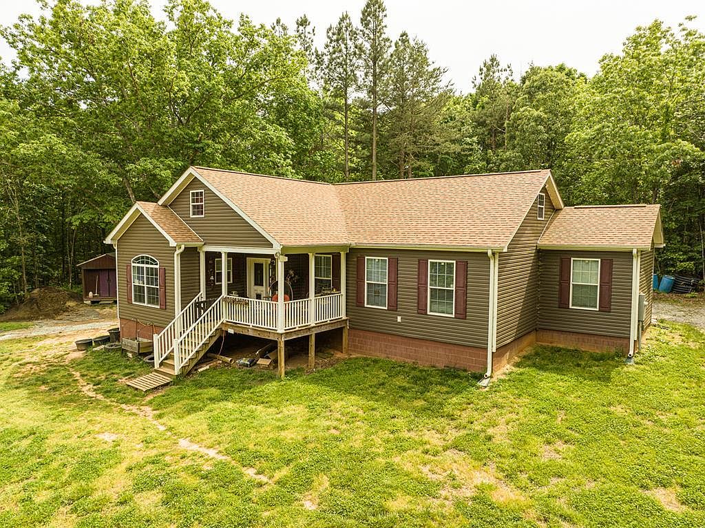 1047 Gabe Trl, Alton, VA 24520 | Zillow