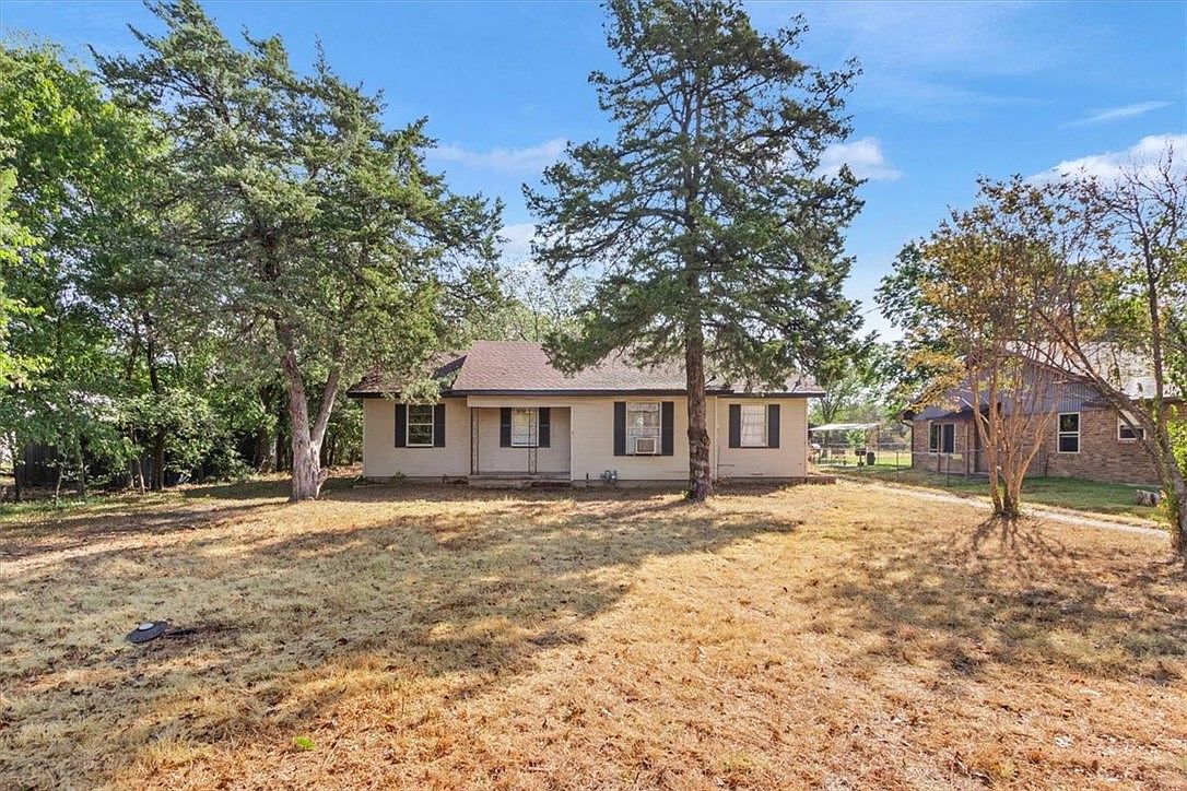 107 Hilltop St, Riesel, TX 76682 | Zillow