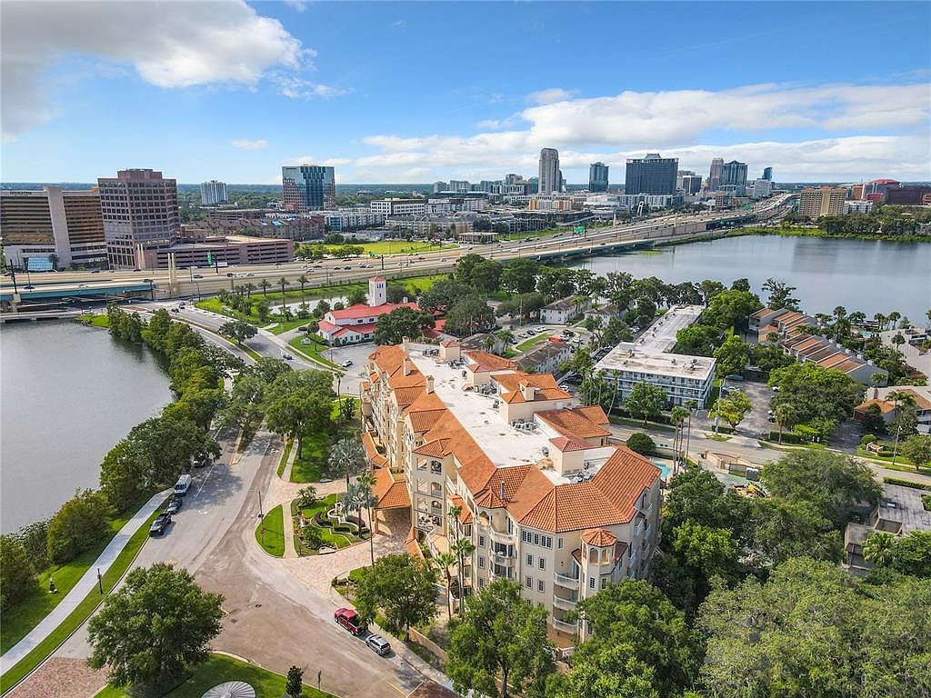 1110 W Ivanhoe Blvd #32, Orlando, FL 32804 | MLS #O6132402 | Zillow