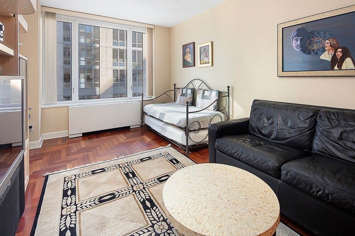 220 Riverside Blvd APT 6B, New York, NY 10069 | Zillow