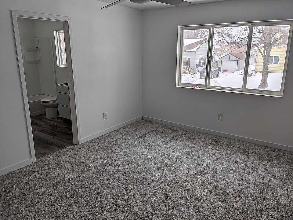 215 8th St, Lake View, IA 51450 | Zillow