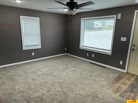 702 S 4th Ave, Decatur, NE 68020 | MLS #22420947 | Zillow