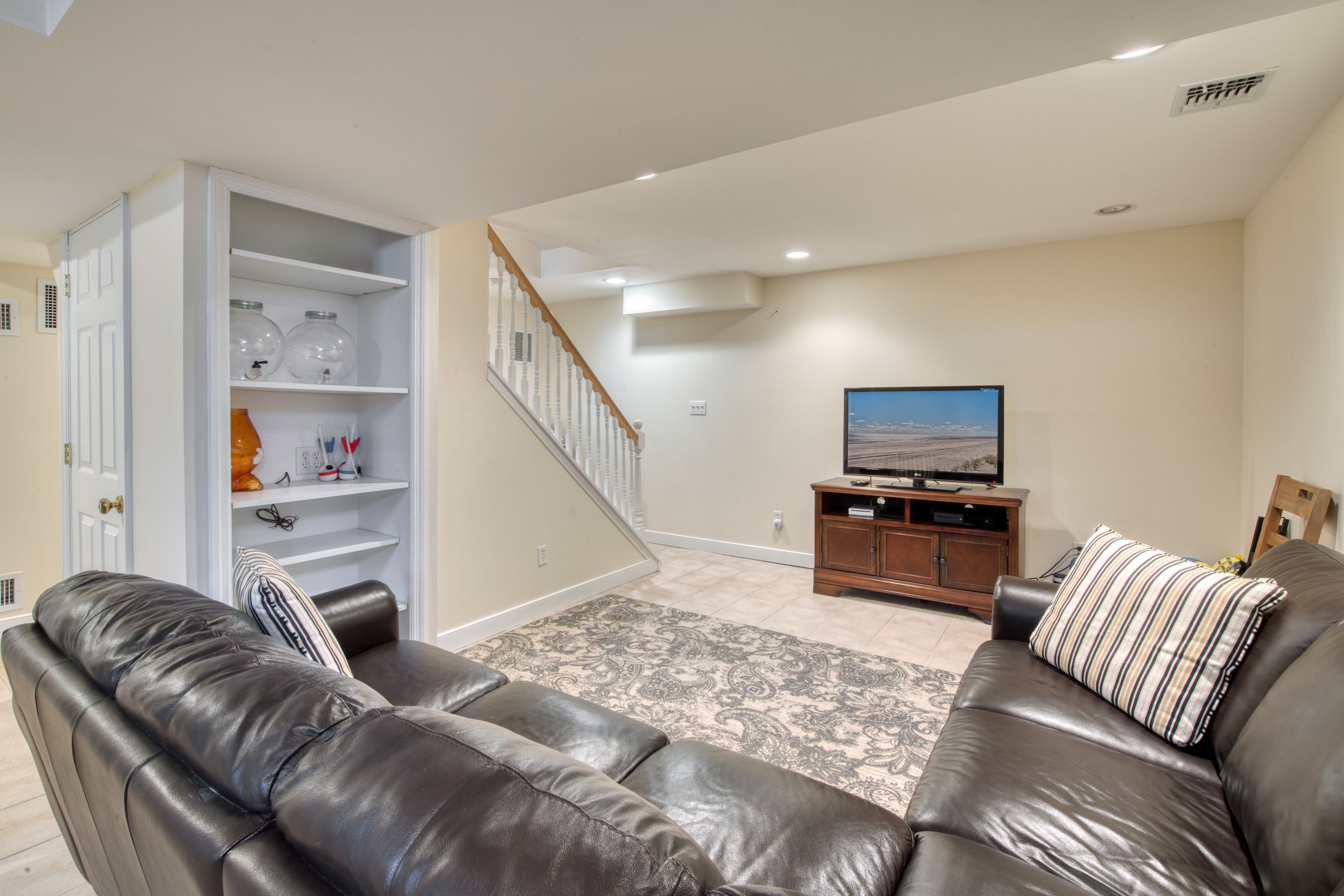 60 Shadom Ln, East Hampton, NY 11937 | Out East