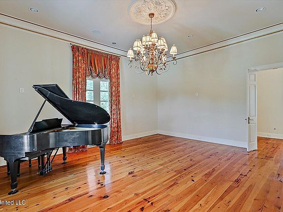 5054 Williamson Rd, Clinton, MS 39056 | MLS #4054913 | Zillow