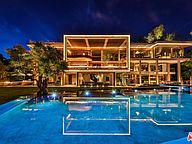 822 Sarbonne Rd, Los Angeles, CA 90077 | Zillow