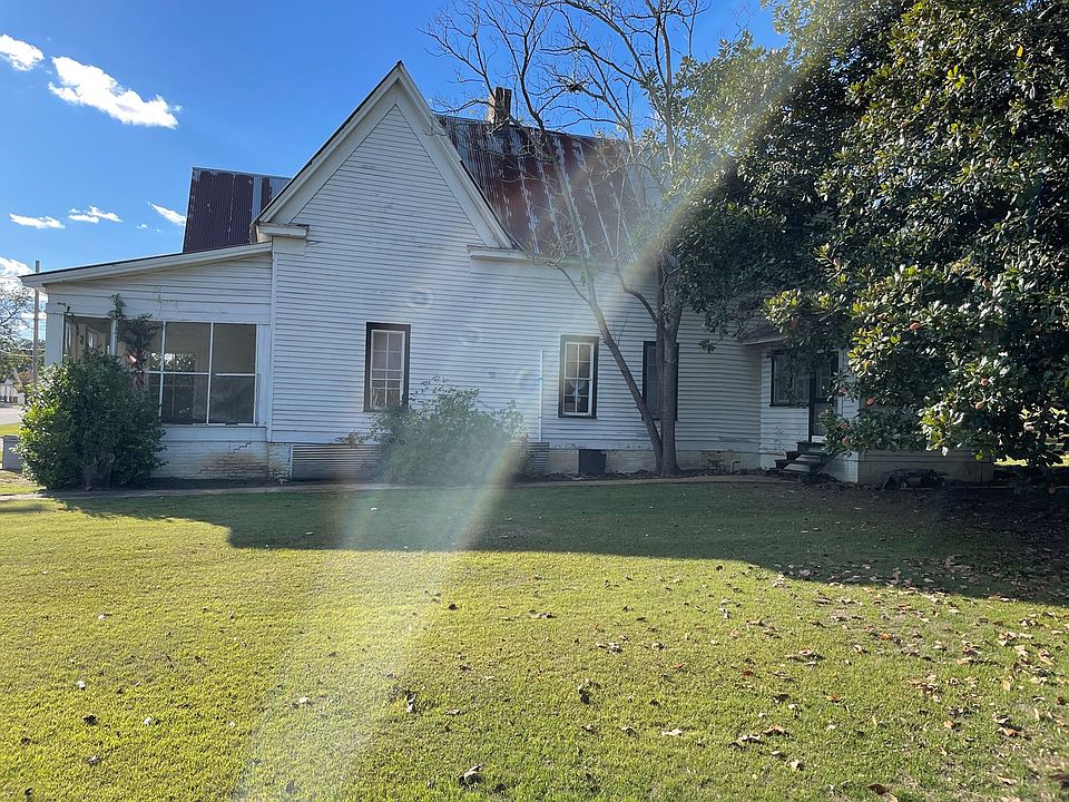 413 E 3rd St, Luverne, AL 36049 | Zillow