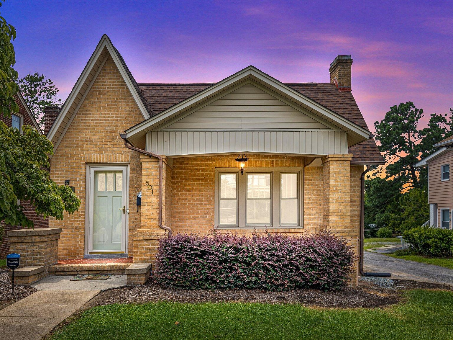 501 S Main St, Roxboro, NC 27573 | Zillow