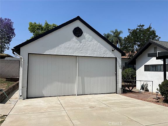2940 Locust St, Riverside, CA 92501 | Zillow