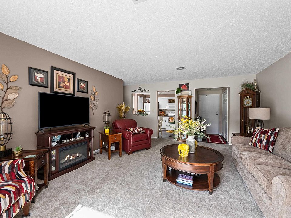 1350 Kimberly Ridge Rd APT 114, Bettendorf, IA 52722 | Zillow