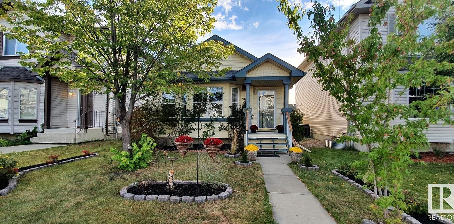 629 88a St SW, Edmonton, AB T6X 1C3 | MLS #E4375131 | Zillow