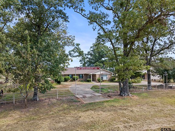 883 County Road 3309, Omaha, TX 75571 | MLS #24014760 | Zillow