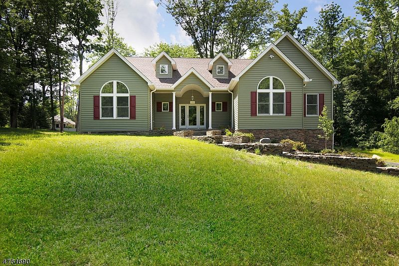 285 Awosting Rd, Hewitt, NJ 07421 | Zillow