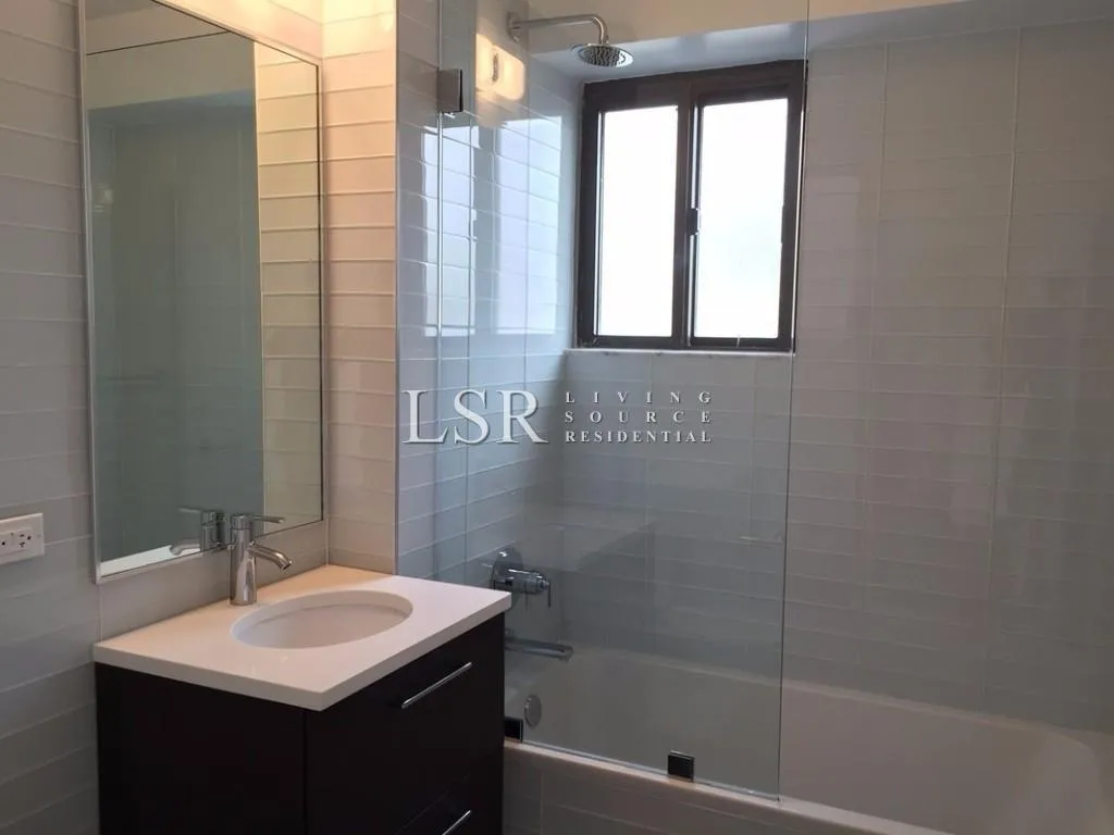 111 Reade Street #3F in Tribeca, Manhattan | StreetEasy