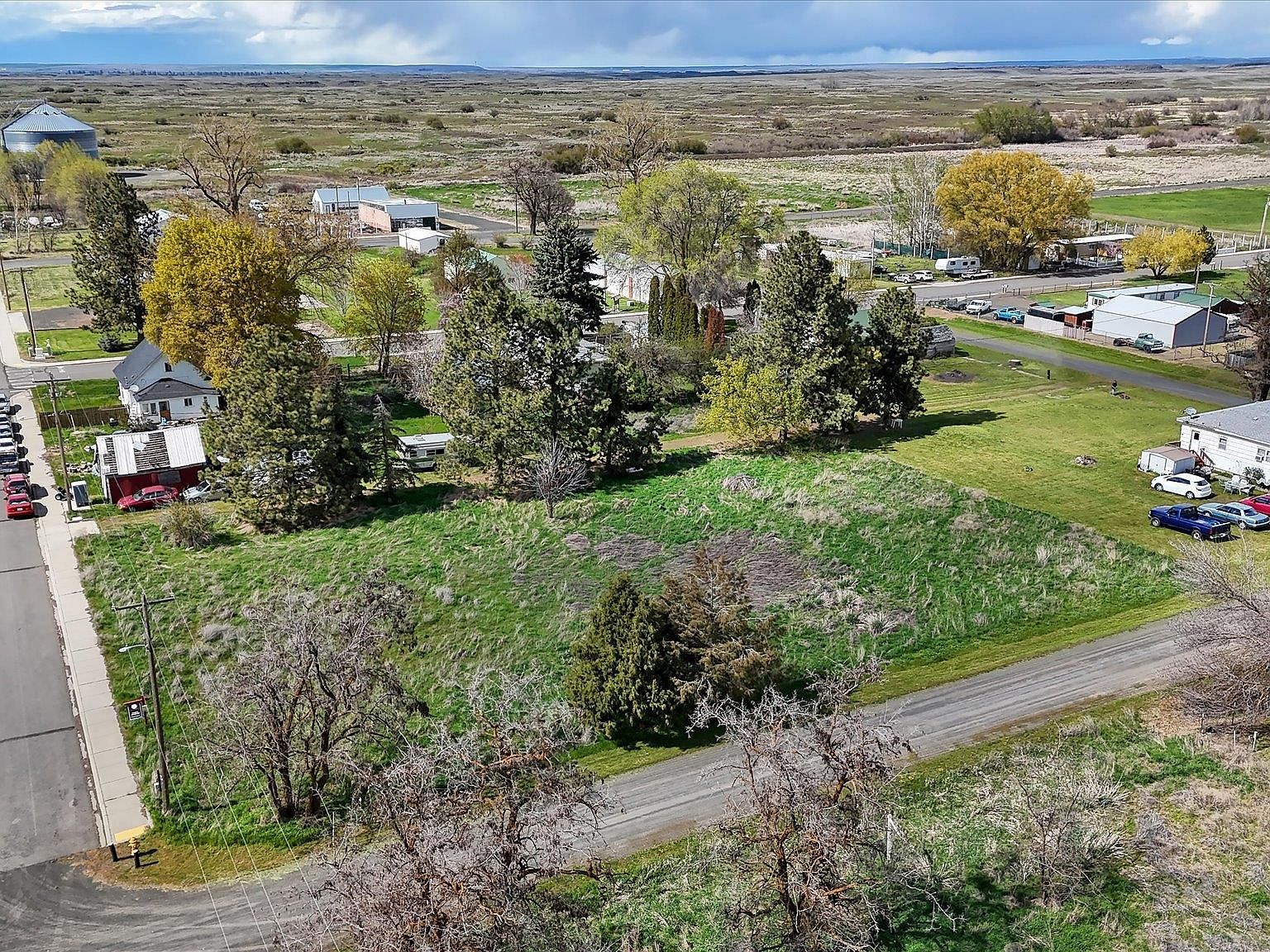 Garfield St, Lamont, WA 99017 | Zillow