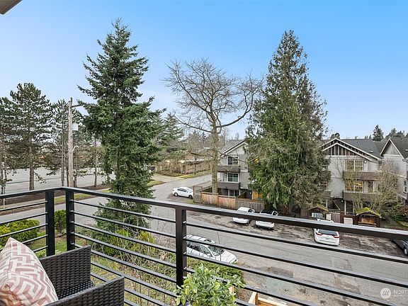 10306 B Midvale Avenue N, Seattle, WA 98133 | Zillow